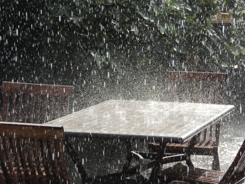 Preparing the home for torrential rain | Help & Advice | EDS