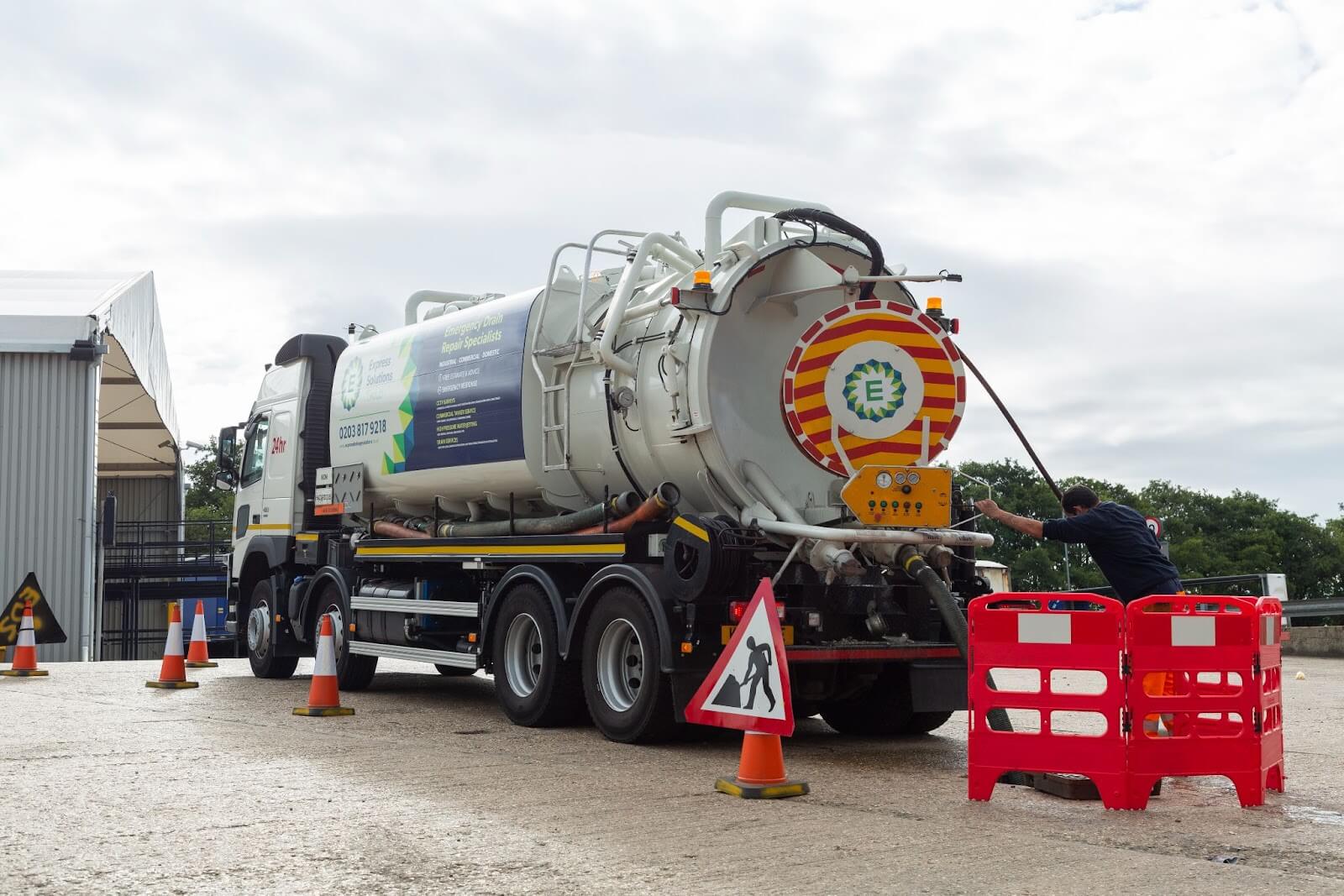 Liquid Waste Disposal Services | Liquid Waste Removal | EDS